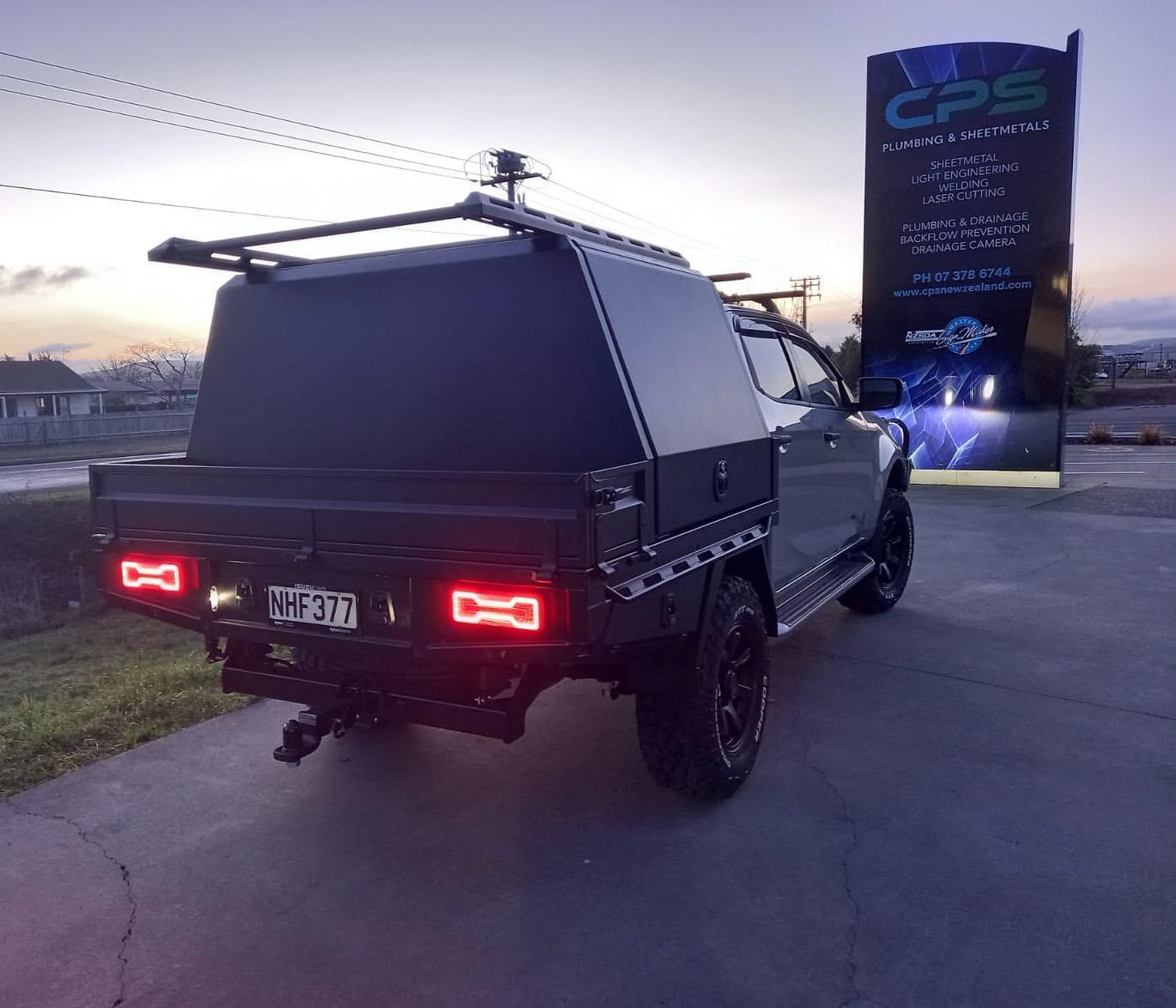 284 Series Sequential Tail Lights [Bulk Pair] - LED AUTOLAMPS